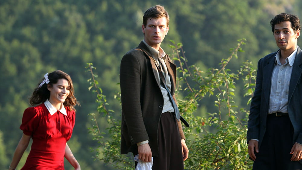 Os 10 melhores filmes românticos que você ainda não viu na Netflix, mas ...